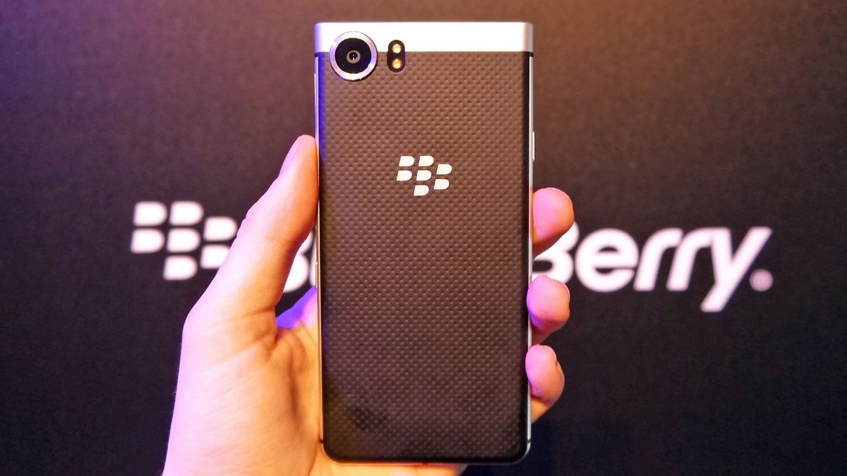 BlackBerry's big comeback revealed with BlackBerry KeyOne release date ...