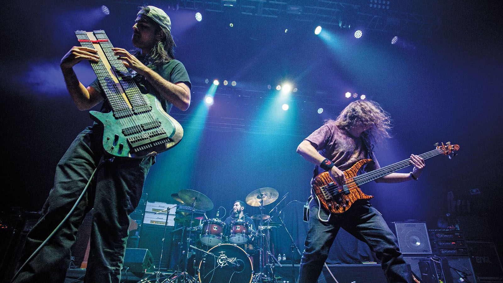 Double-neck tapping virtuoso Felix Martin: "A lot of Venezuelan music ...