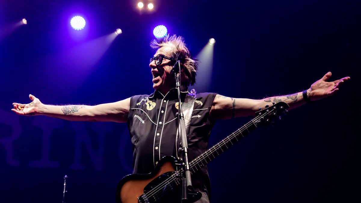 The Offspring's Noodles on why he picks Ibanez Talmans over Les Pauls ...