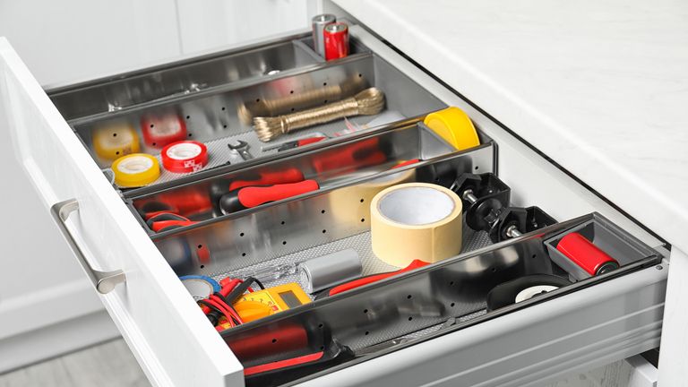 How to organize kitchen drawers: 10 smart ideas from experts | Woman & Home
