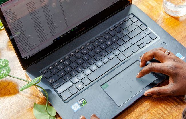 6 Coolest Things You Can Do with the Asus ScreenPad | Laptop Mag