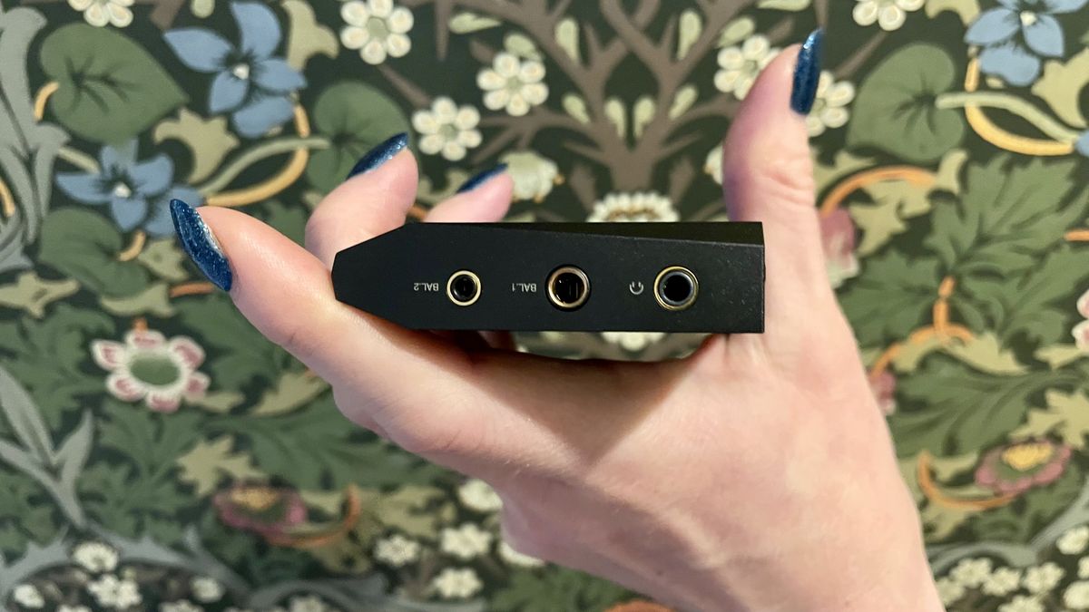 Astell & Kern A&norma SR35 review: hardly an entry-level Hi-Res music ...