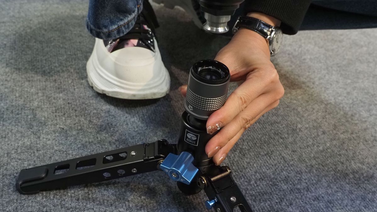 Sirui’s modular monopods are one of the cleverest things we’ve seen so ...