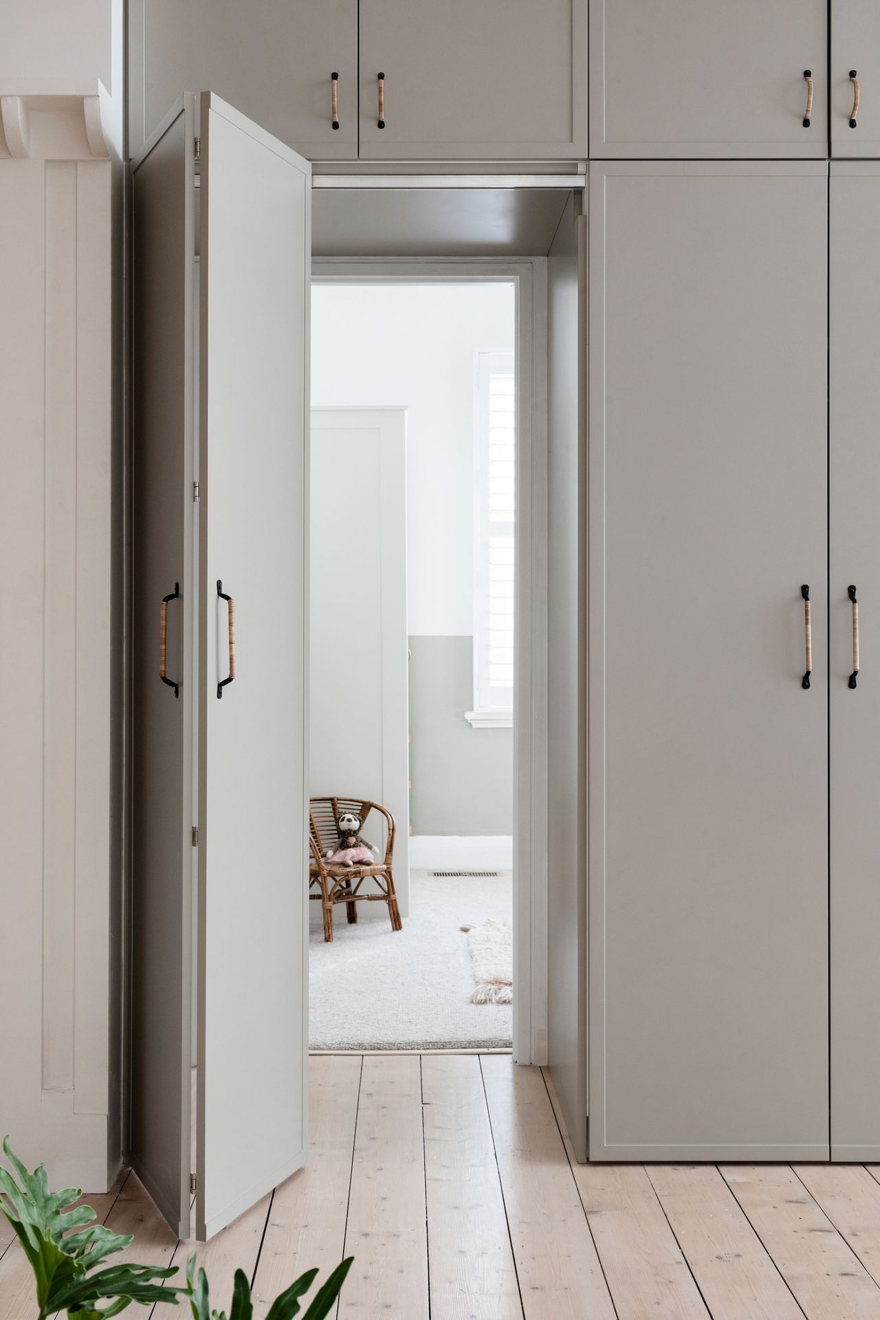 12 Hidden Door Ideas That Make Homes More Minimalist | Livingetc