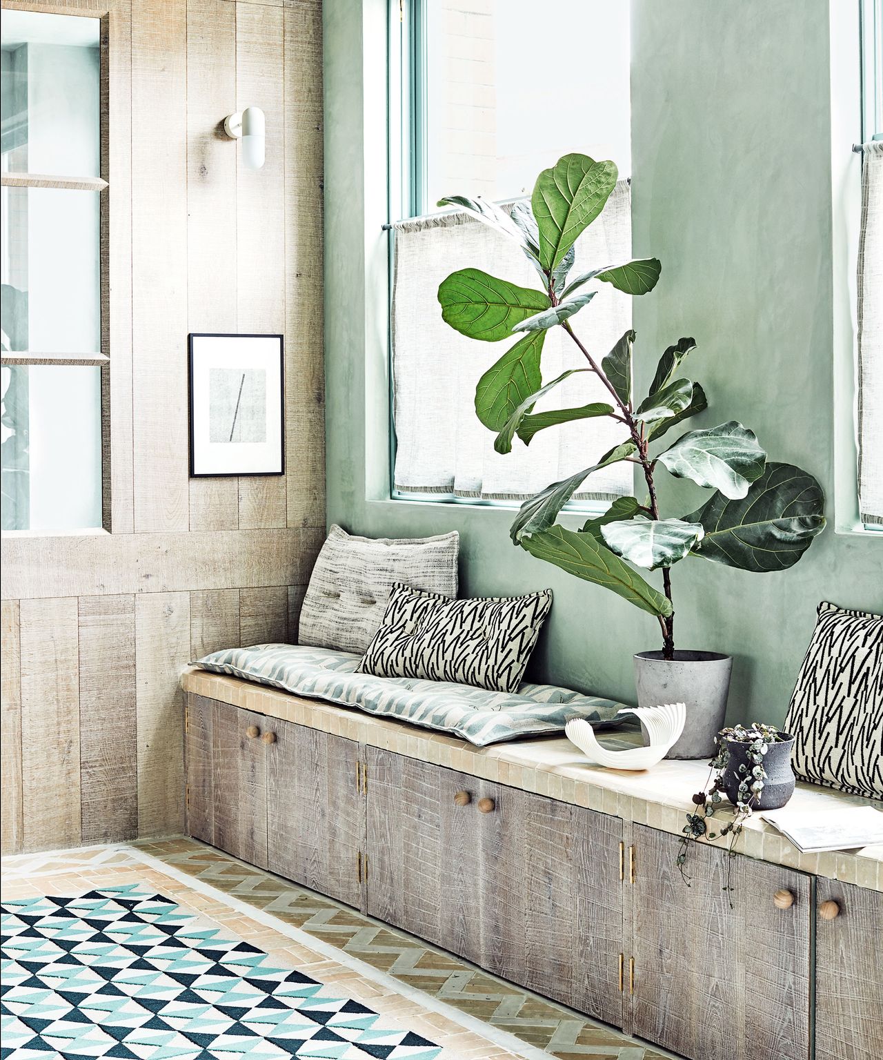Green hallway ideas: 10 designs for a refreshing, natural space | Homes ...