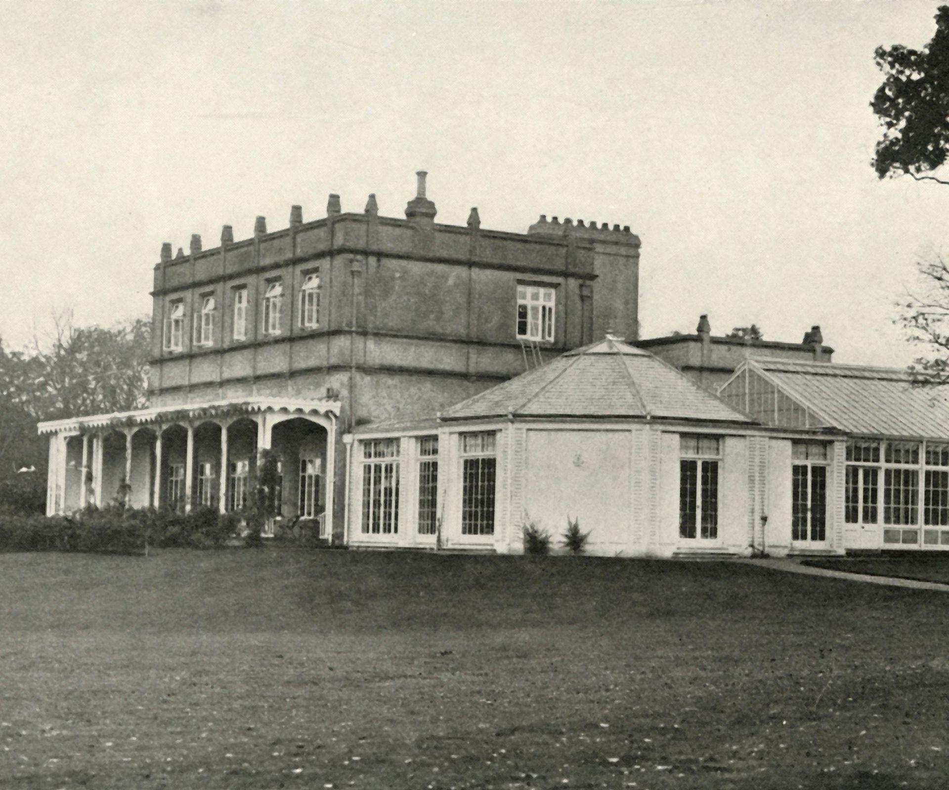 Royal Lodge: the 30-bedroom, $40 million royal residence | Homes and ...