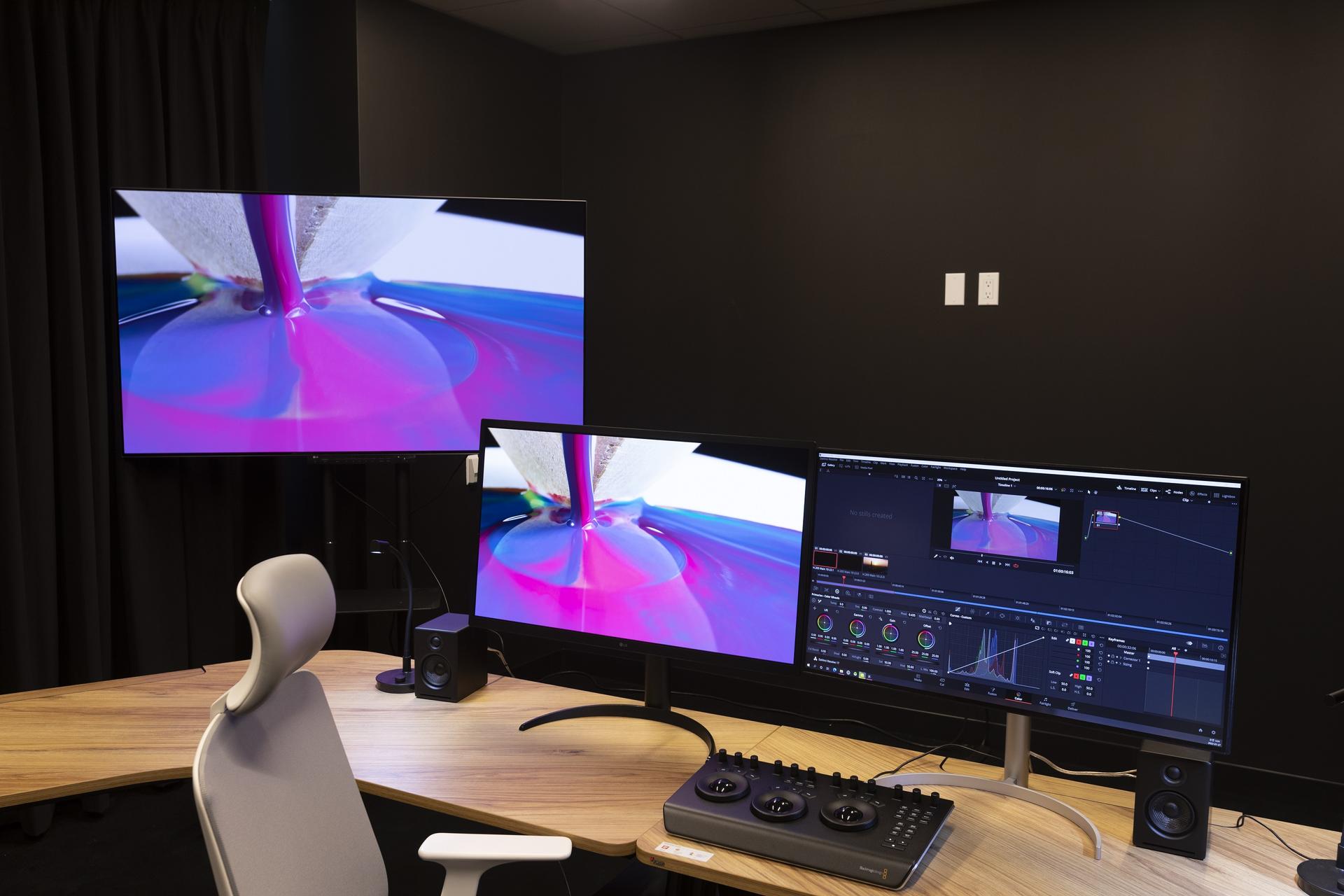 New LG Business Center Showcases Company’s UltraFine OLED Reference ...