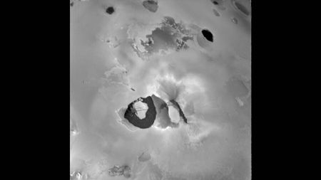 Voyager 1's Historic Flyby of Jupiter in Photos | Space