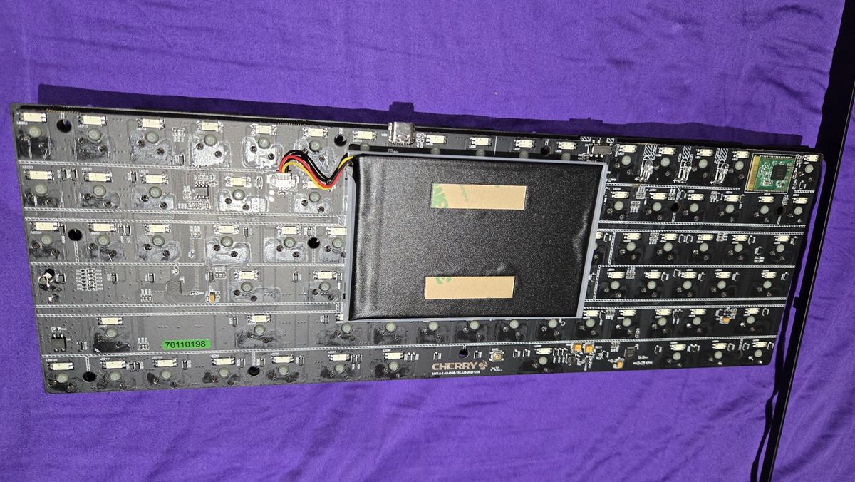 Cherry MX 8.2 TKL Wireless XAGA review | PC Gamer