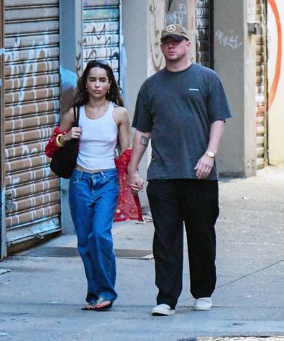 Zoë Kravitz Dresses Down the Paisley Trend With $650 Flip Flops by The ...
