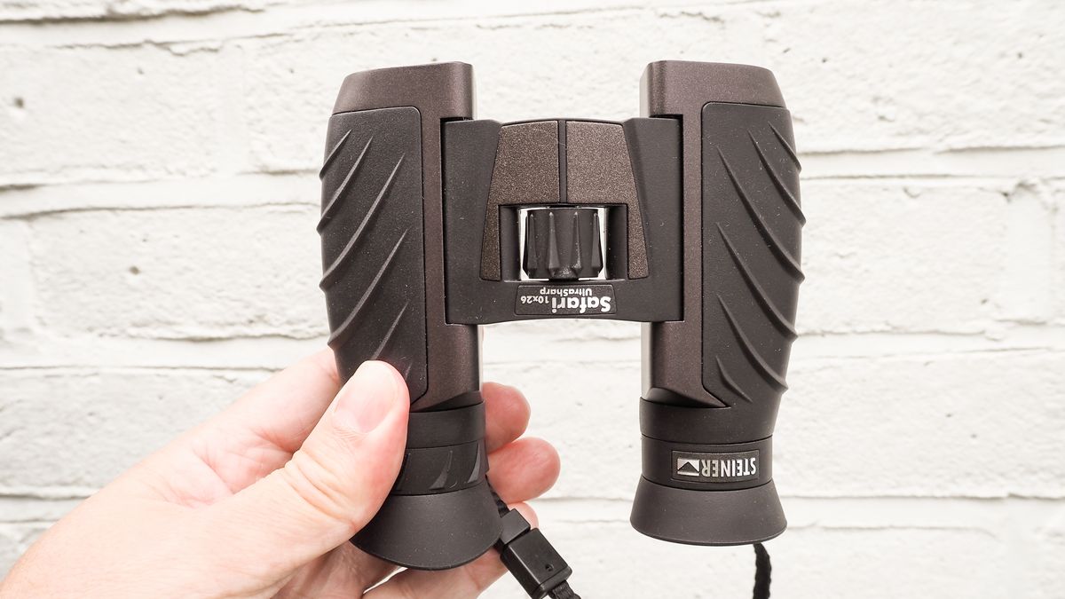 Steiner Safari Ultrasharp 10x26 review | Digital Camera World