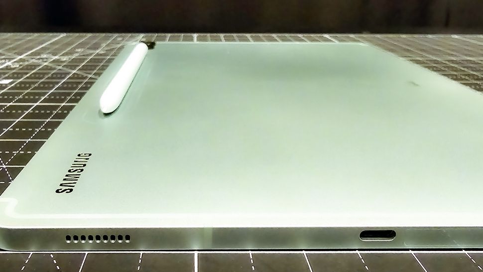 Samsung Galaxy Tab S9 FE Plus review: this anti-iPad Air is super-slick ...