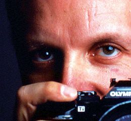 INTERVIEW: Photojournalist Nick Danziger on photo editing with a light ...