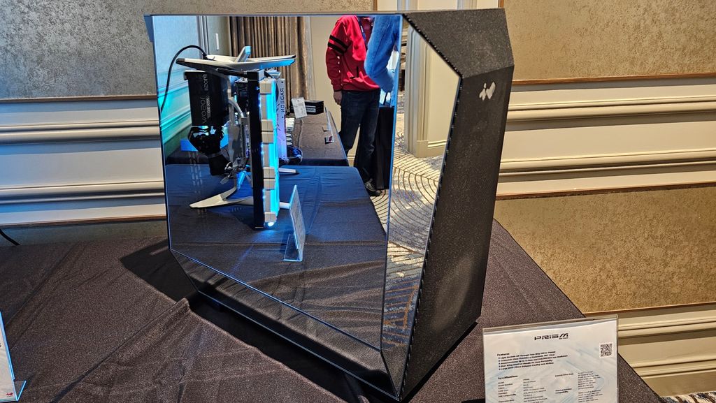InWin shows off its upcoming Prism and Shift PC cases, and unique ...