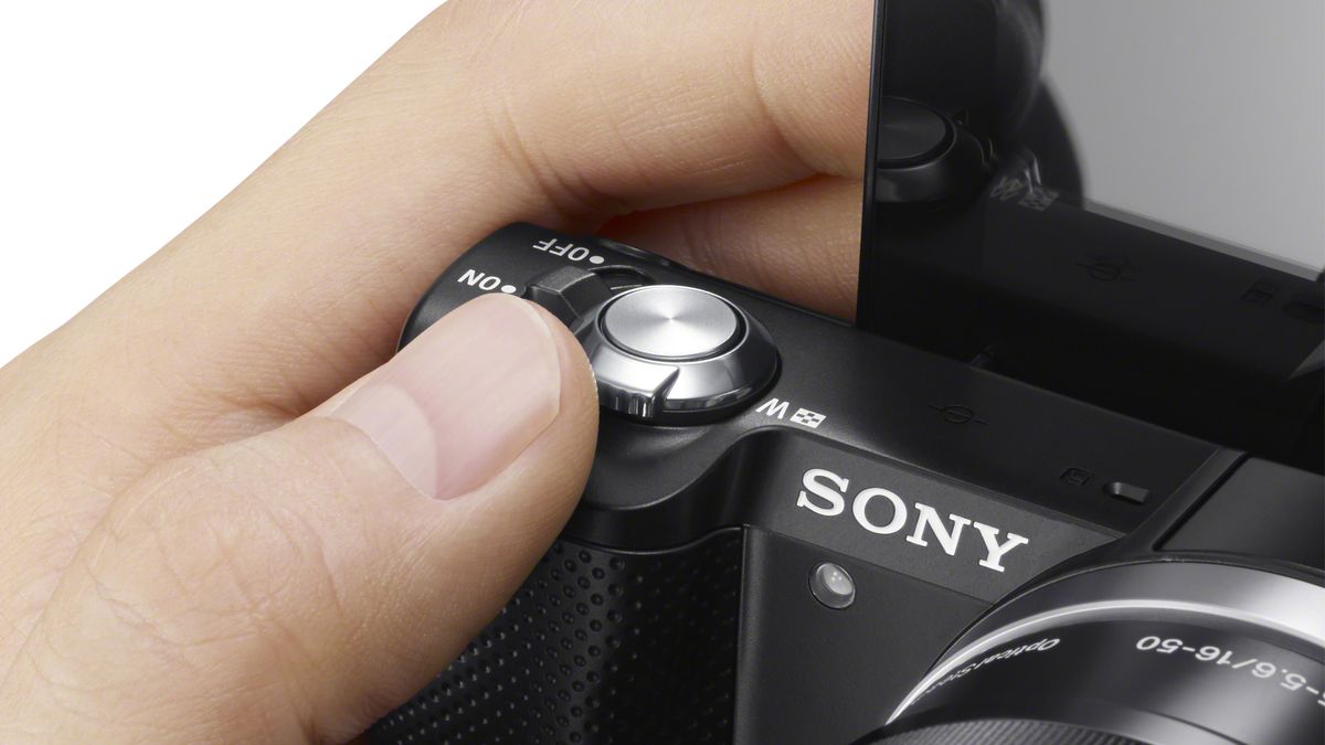 Build and handling - Sony Alpha A5000 review - Page 2 | TechRadar