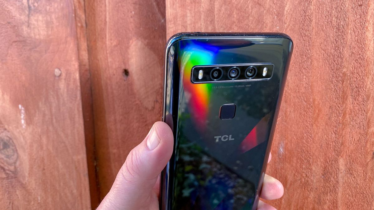 TCL 10 5G UW: This 5G Android phone is shockingly good for $399 | Tom's ...