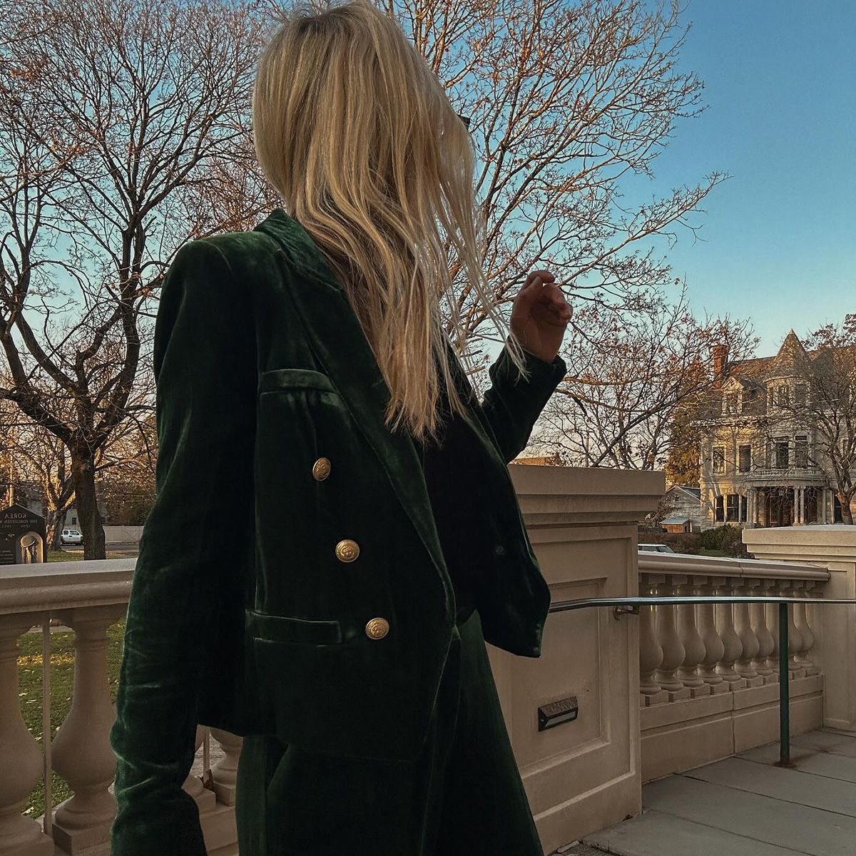The 15 Best Velvet Jackets and Blazers for Women | Who What Wear