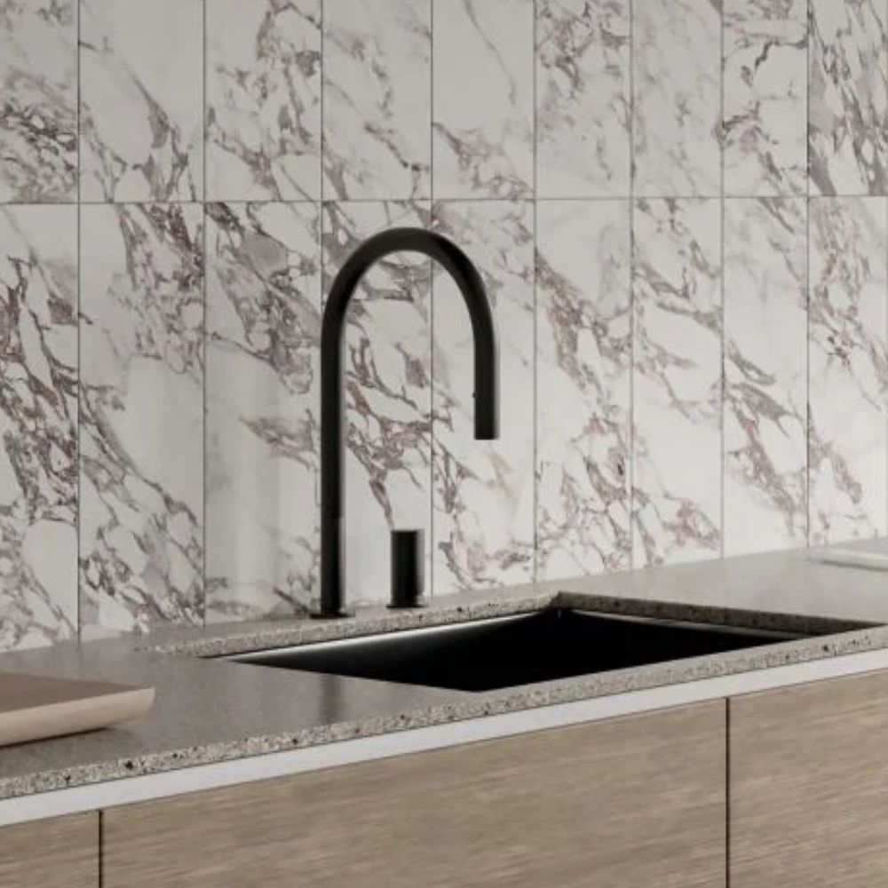 How high should a tiled upstand be? | Homebuilding