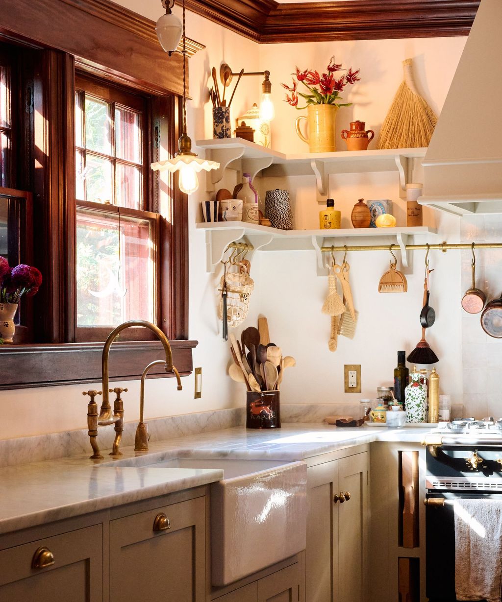 This New Jersey deVOL kitchen is a charming, rustic-meets-modern space ...