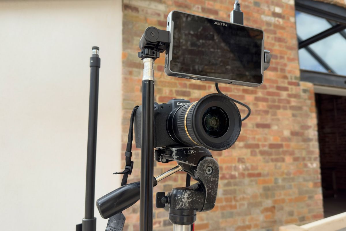 How to set up your very own photo booth at weddings, parties and ...