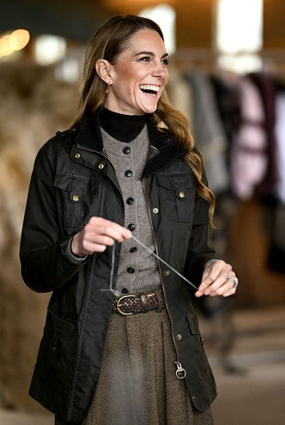 Kate Middleton Just Wore a Knit From This Editor-Approved Brand | Who ...