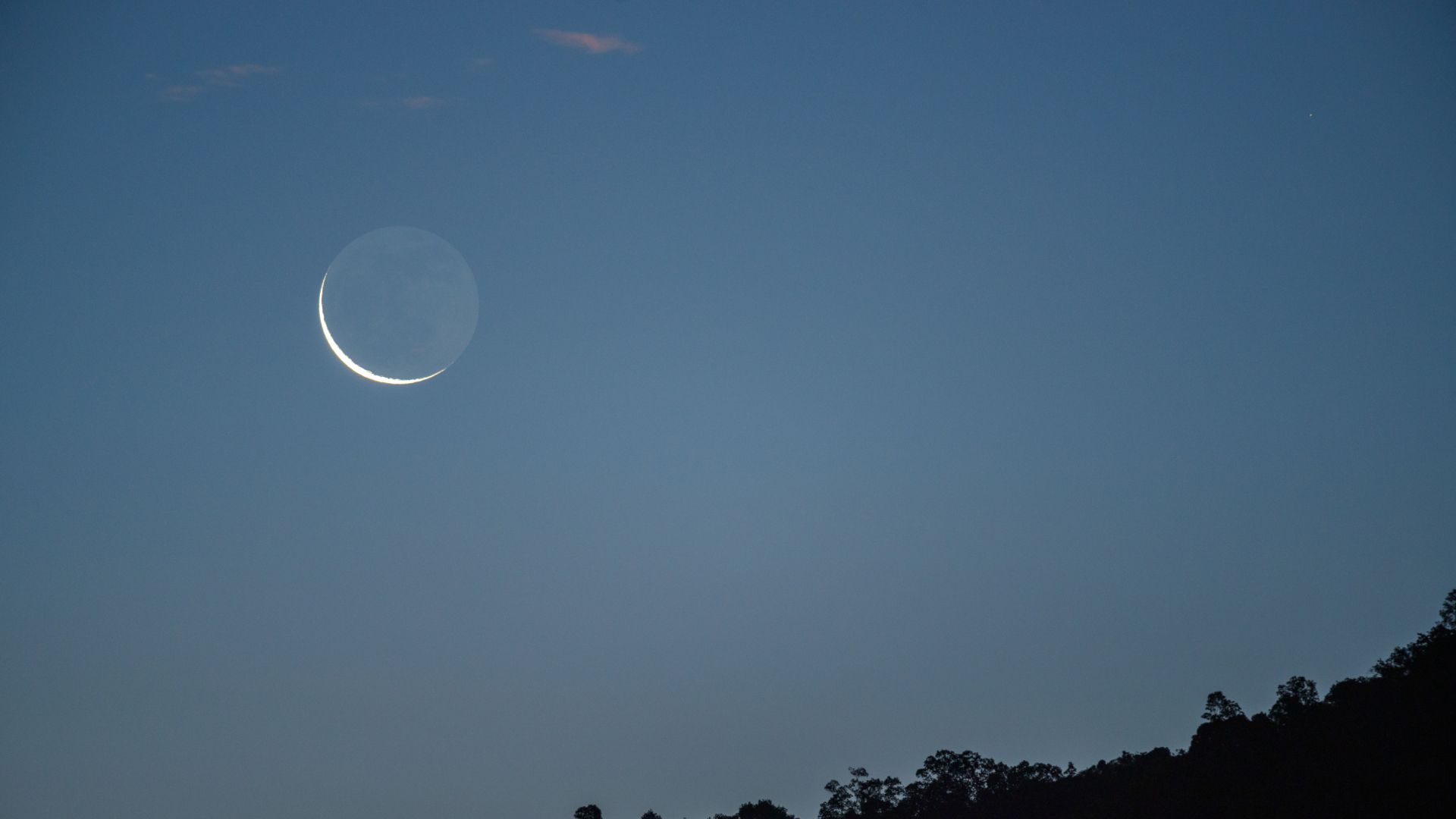 Don't miss the crescent moon cozy up to Jupiter early on July 23 | Space