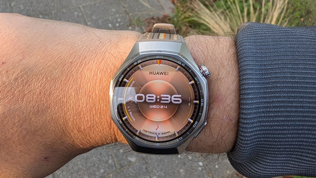 Huawei Watch GT6 Pro review: luxe sporthorloge dat weken meegaat ...