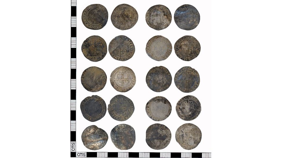 32 stunning centuries-old hoards unearthed by metal detectorists | Live ...