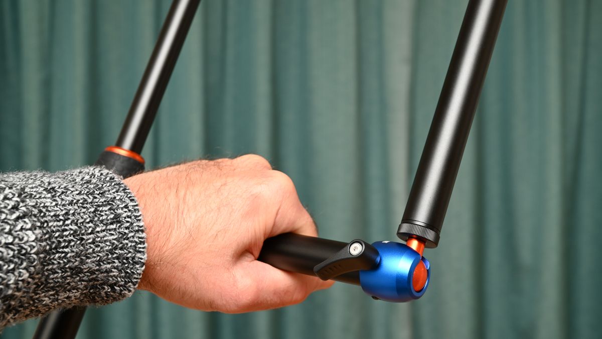 3 Legged Thing Camera Desk Mount System review: say goodbye to your ...