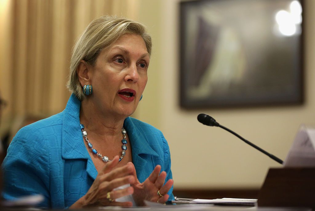 Meet the Hillary Clinton-supporting lawyer who is defending Jared ...