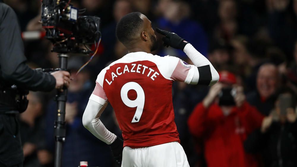 I was waiting for Van Persie and Bergkamp - Klopp lauds Arsenal attack ...