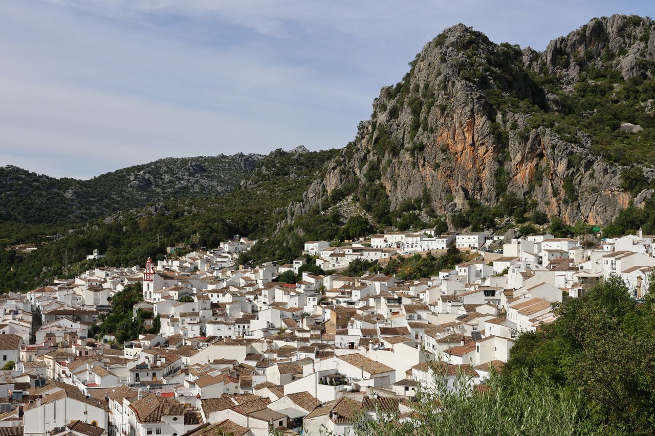 Ubrique, Spain, Is the Open Secret Behind Luxury Handbags | Marie Claire