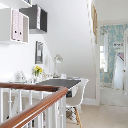 Landing ideas: how to decorate large and small areas to maximise space ...