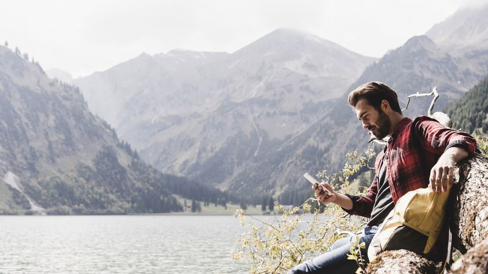 Solo backpacking: experience exploring the wilderness alone | Advnture