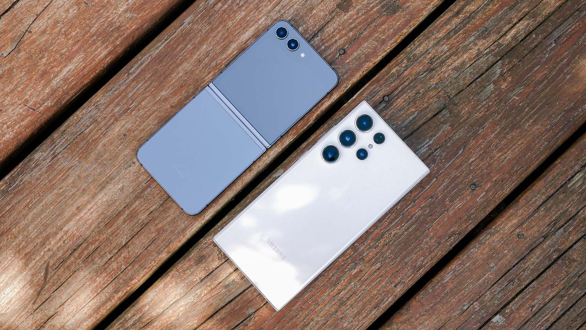 Samsung Galaxy Z Flip 5 vs Galaxy S23 Ultra: Which phone should you buy ...