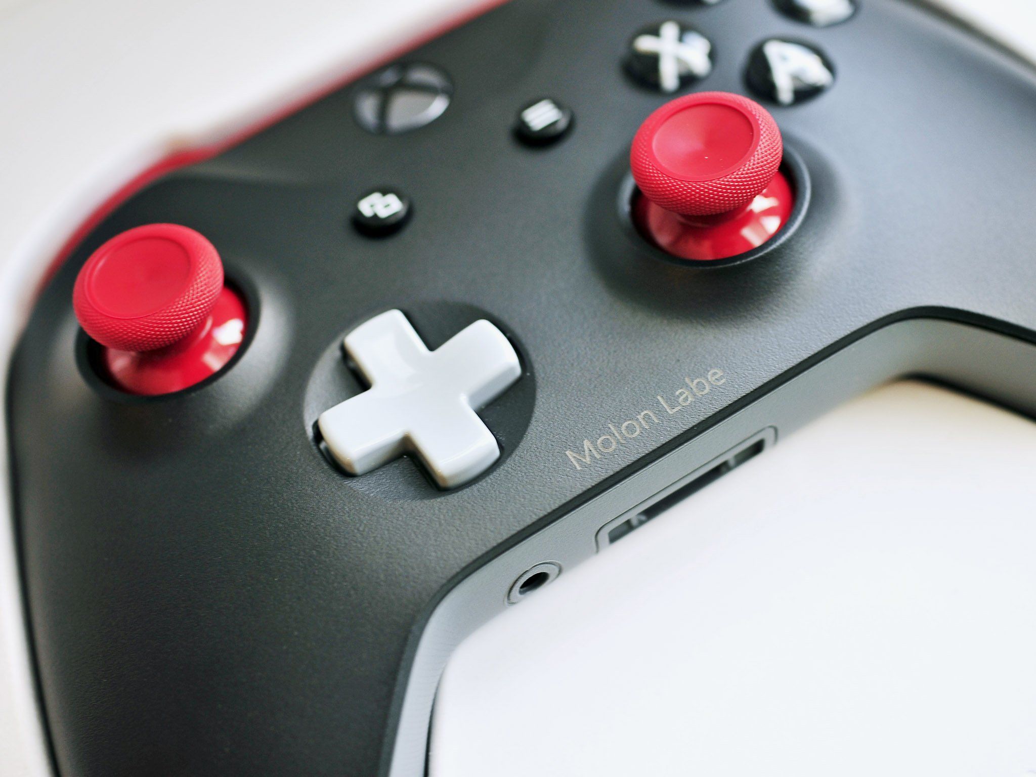 Create your custom controller before Xbox Design Lab temporarily shuts ...