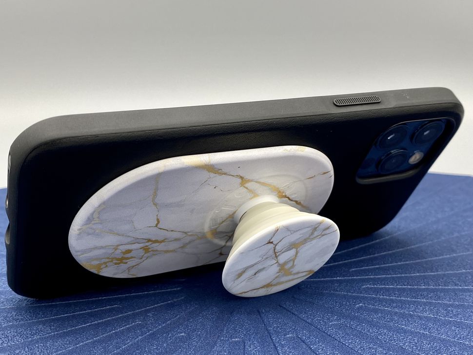 PopSockets PopGrip for MagSafe review: The classic PopSockets just got ...