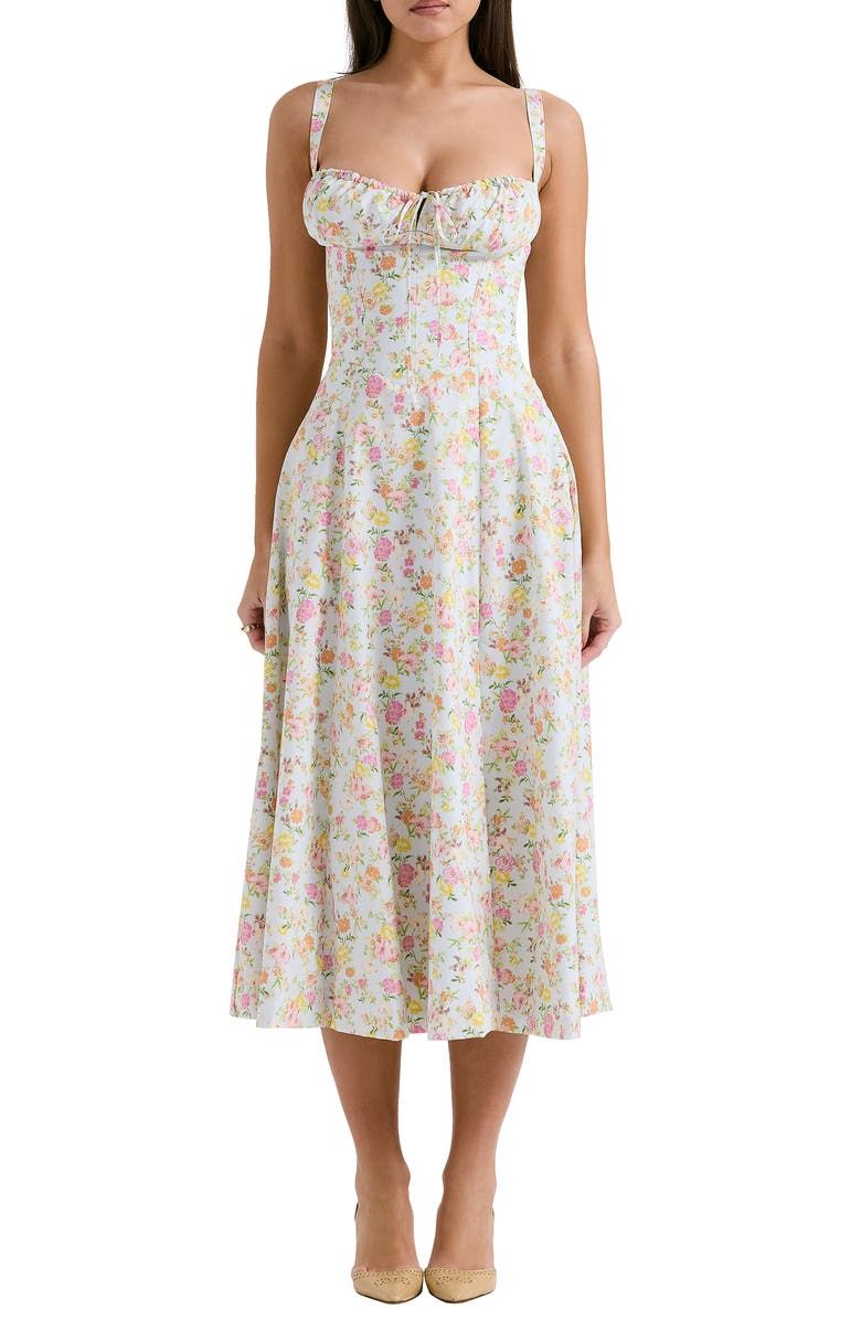 15 Cottagecore Outfits That Define What the Aesthetic Is | Who What Wear