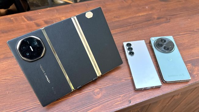 Huawei Mate XT Ultimate Design hands-on: This is amazing | Tom's Guide