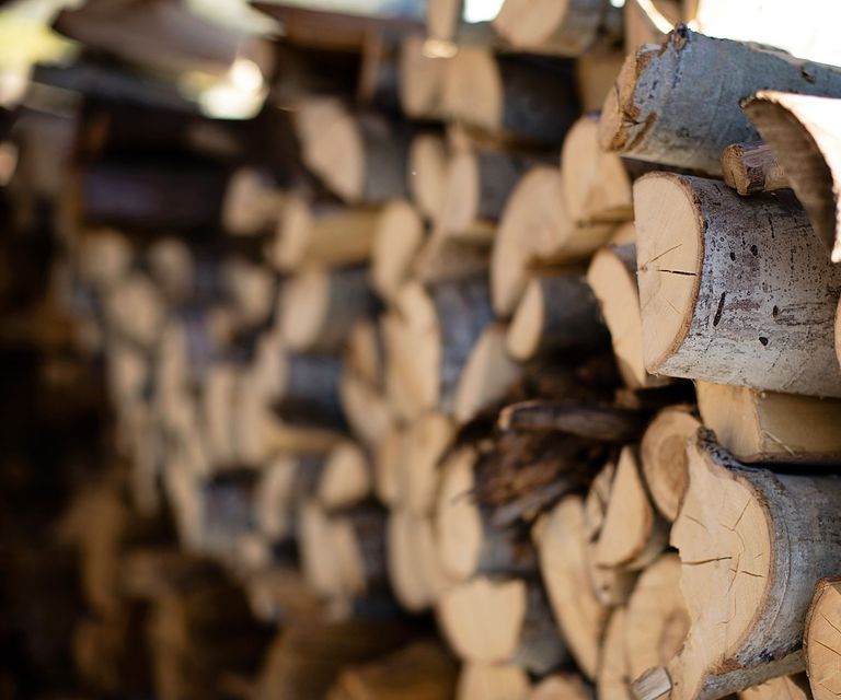 Log store ideas: 9 stylish designs | Homes and Gardens