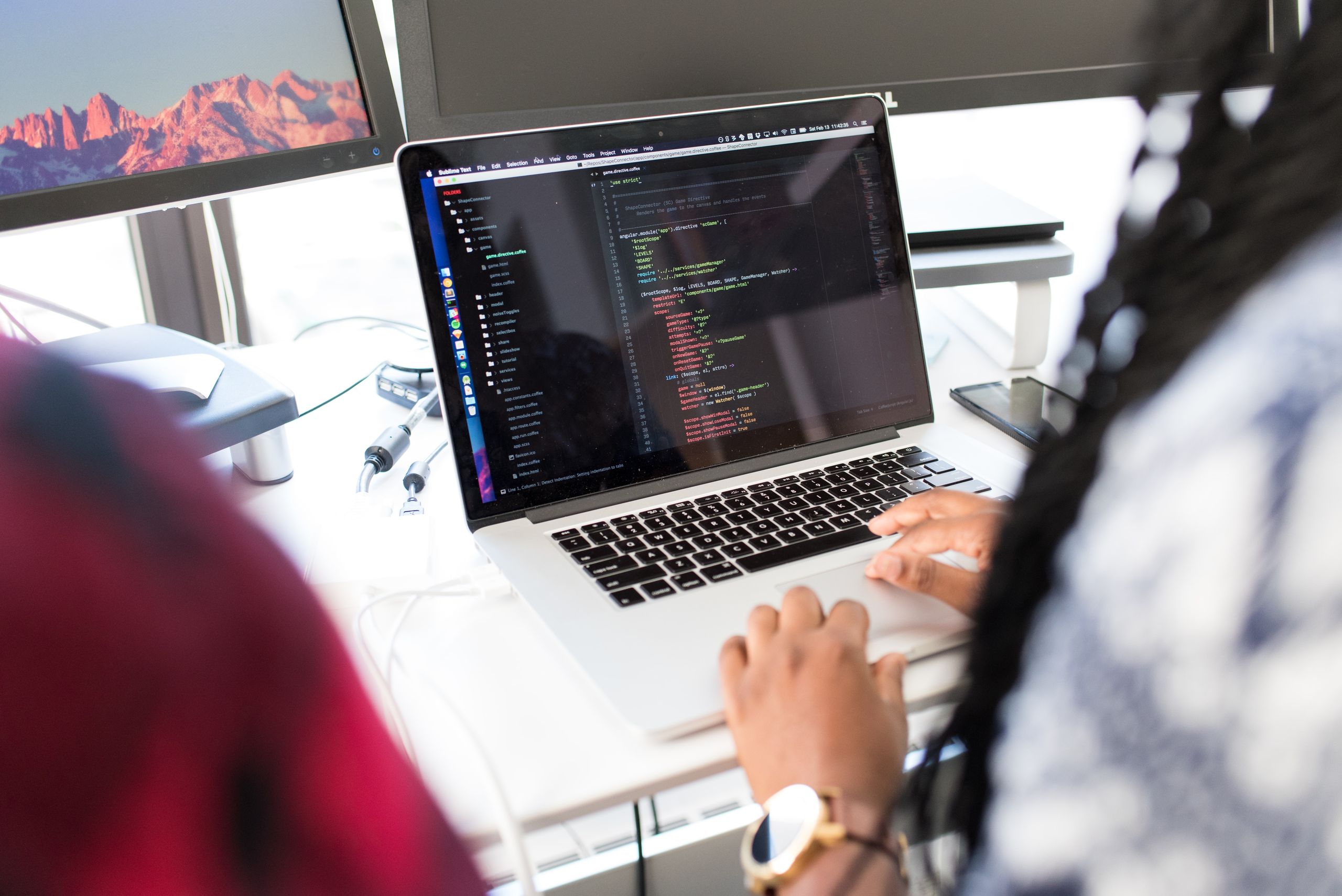 Student Tech Teams: 5 Tips for Having Students Work and Learn on the ...