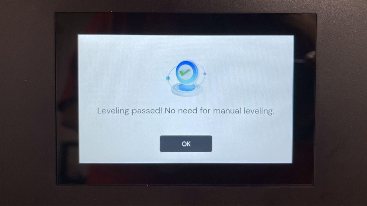 HeyGears Reflex RS Review: Commercial Resin for your Desktop | Tom's ...