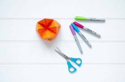Here's how to make a chatterbox with our step by step guide | GoodtoKnow