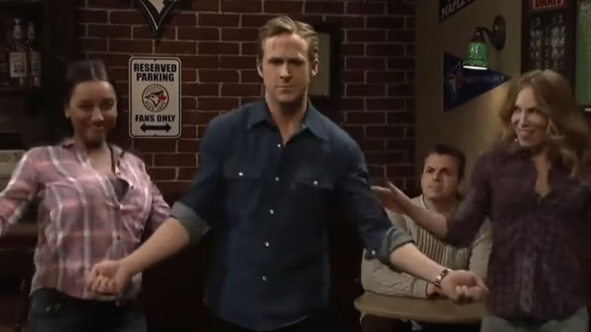32 SNL Sketches Starring The Host As Themselves | Cinemablend