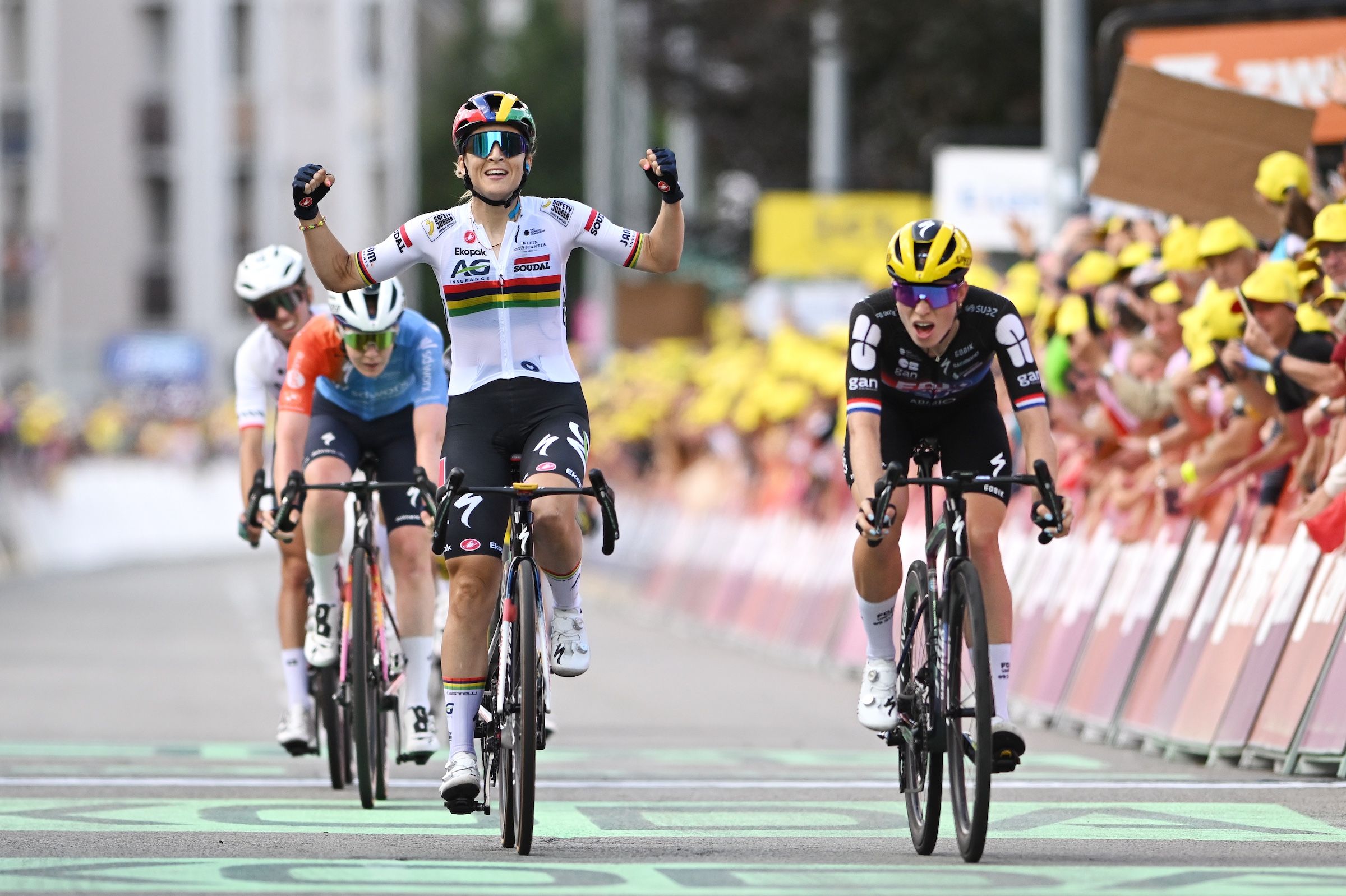 Kim Le Court sprints to victory on Tour Femmes stage five and takes ...