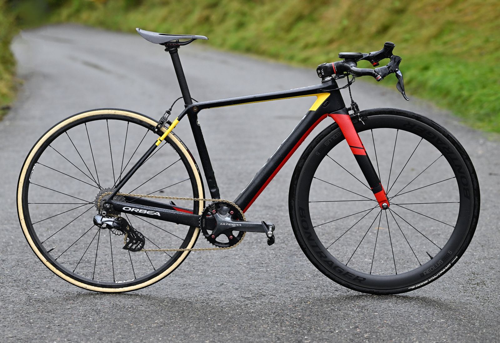Is this the lightest disc brake road bike in the UK? | Cycling Weekly