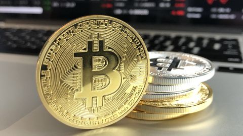 How to safely buy bitcoin and cryptocurrencies | TechRadar