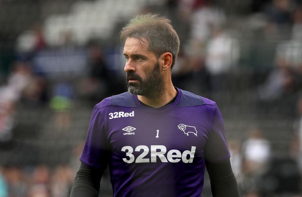 Surprise Manchester City switch for Scott Carson | FourFourTwo