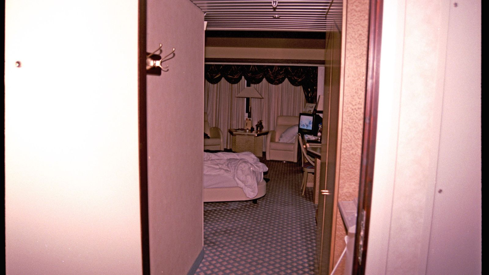 Who Was "Jennifer Fairgate," Found Dead In an Oslo Hotel Room? | Marie ...