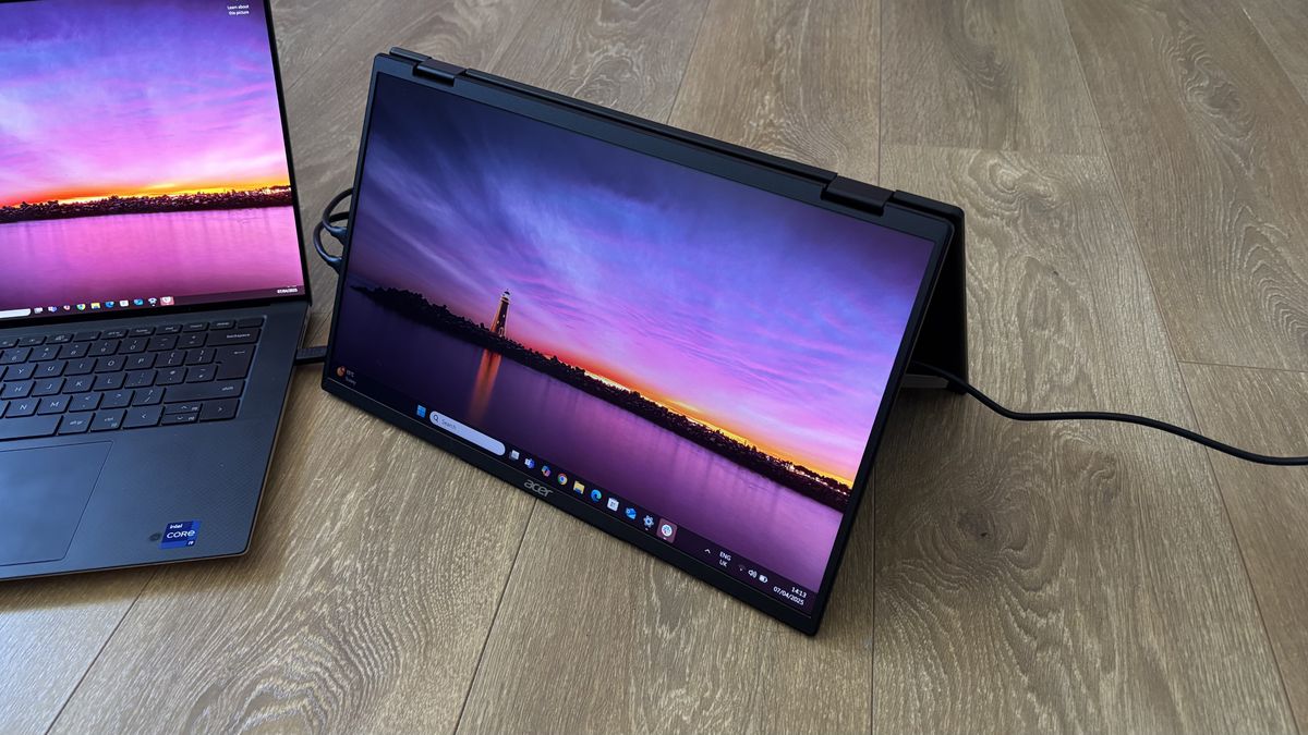 Acer PD3 Dual-Screen Portable Monitor review: heavy in your bag and on ...
